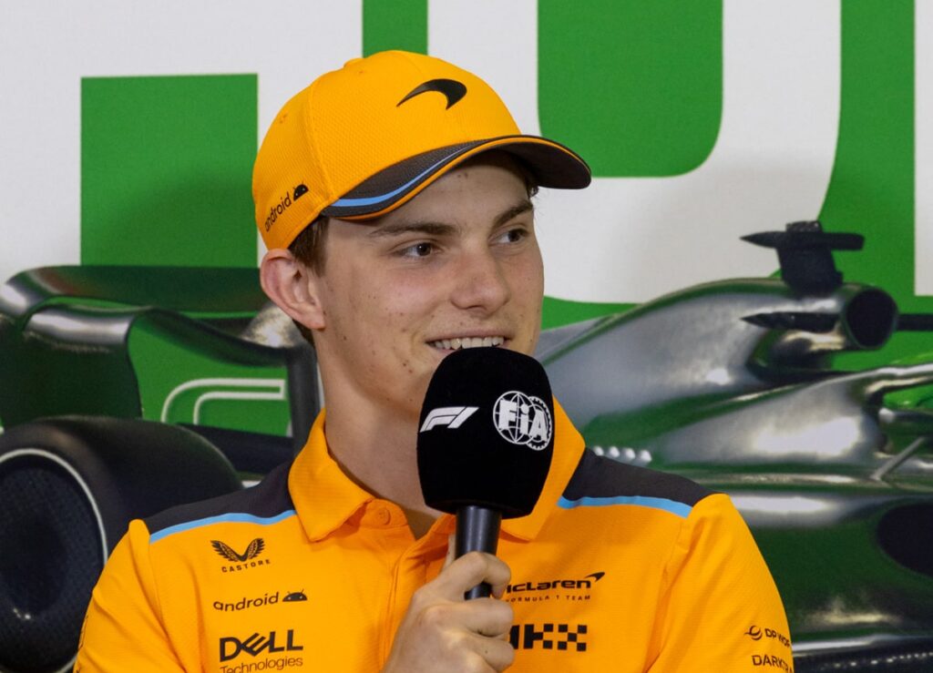 マルコ、ペレスとローソンを比較 - Shiga Sports